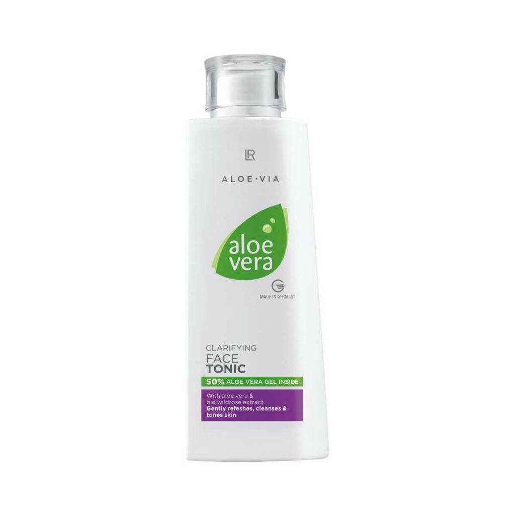Aloe Vera Clarifying Face Tonic Cleanses and revitalizes the skin